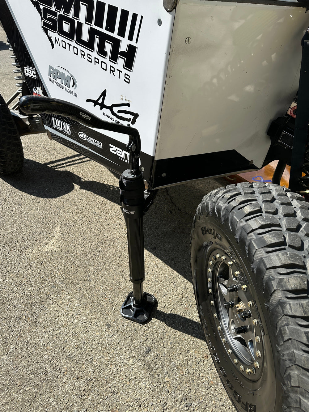 CarbonPro Compact Hydraulic Jack MLH 32'' – RuffStuff Specialties